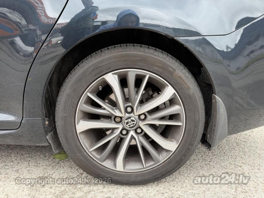 Серый Тойота Авенсис 2017 в Таллин, объемом двигателя 1.80 л и пробегом 65 тыс. км за 14300 €, фото 8 на AUTOMOTO.COM.LV