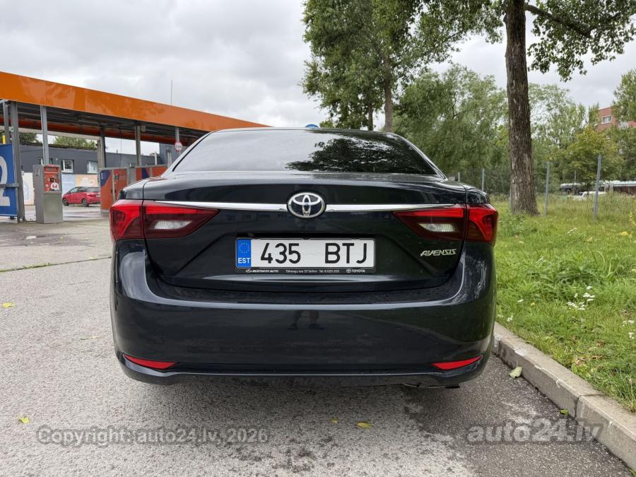 Серый Тойота Авенсис 2017 в Таллин, объемом двигателя 1.80 л и пробегом 65 тыс. км за 14300 €, фото 9 на AUTOMOTO.COM.LV