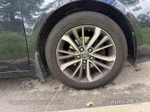 Серый Тойота Авенсис 2017 в Таллин, объемом двигателя 1.80 л и пробегом 65 тыс. км за 14300 €, фото 12 на AUTOMOTO.COM.LV