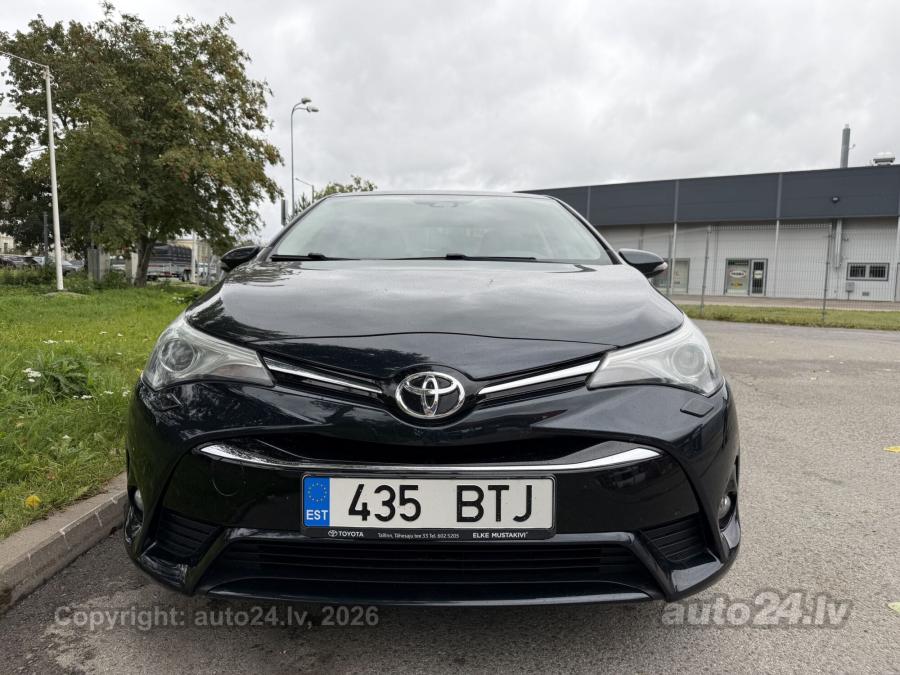 Серый Тойота Авенсис 2017 в Таллин, объемом двигателя 1.80 л и пробегом 65 тыс. км за 14300 €, фото 14 на AUTOMOTO.COM.LV