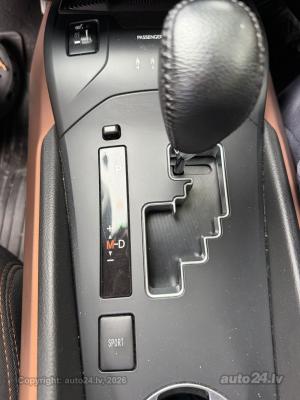 Серый Тойота Авенсис 2017 в Таллин, объемом двигателя 1.80 л и пробегом 65 тыс. км за 14300 €, фото 20 на AUTOMOTO.COM.LV