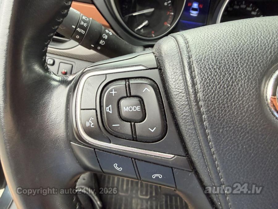 Серый Тойота Авенсис 2017 в Таллин, объемом двигателя 1.80 л и пробегом 65 тыс. км за 14300 €, фото 22 на AUTOMOTO.COM.LV
