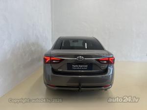 Grey Toyota Avensis 2017 in Rakvere, with an engine capacity of 1.80 L and mileage of 138 thousand km for 13490 €, photo 15 on AUTOMOTO.COM.LV