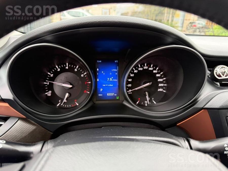 Серый Тойота Авенсис 2017 в Рига, объемом двигателя 1.80 л и пробегом 83 тыс. км за 12590 €, фото 8 на AUTOMOTO.COM.LV