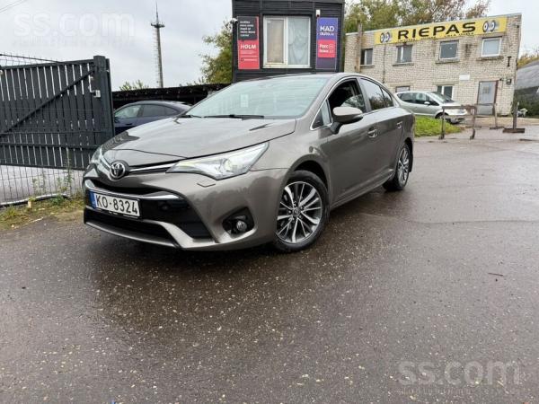 Серый Тойота Авенсис 2017 в Рига, объемом двигателя 1.80 л и пробегом 83 тыс. км за 14500 €, фото 1 на AUTOMOTO.COM.LV