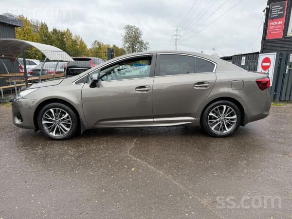Серый Тойота Авенсис 2017 в Рига, объемом двигателя 1.80 л и пробегом 83 тыс. км за 14500 €, фото 7 на AUTOMOTO.COM.LV