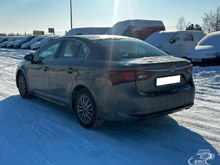 Pelēks Toyota Avensis 2018 Avižieniai, ar dzinēja tilpumu 1.80 L un nobraukumu 132 tūkst. km par 9900 €, foto 4 vietnē AUTOMOTO.COM.LV