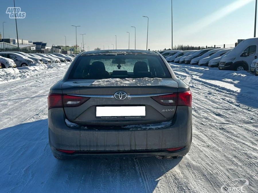 Pelēks Toyota Avensis 2018 Avižieniai, ar dzinēja tilpumu 1.80 L un nobraukumu 132 tūkst. km par 9900 €, foto 6 vietnē AUTOMOTO.COM.LV