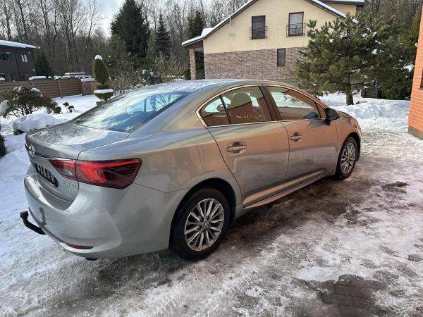 Pelēks Toyota Avensis 2018 Kauņa, ar dzinēja tilpumu 1.80 L un nobraukumu 198 tūkst. km par 8700 €, foto 4 vietnē AUTOMOTO.COM.LV