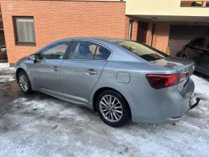 Grey Toyota Avensis 2018 in Kaunas, with an engine capacity of 1.80 L and mileage of 198 thousand km for 8700 €, photo 5 on AUTOMOTO.COM.LV