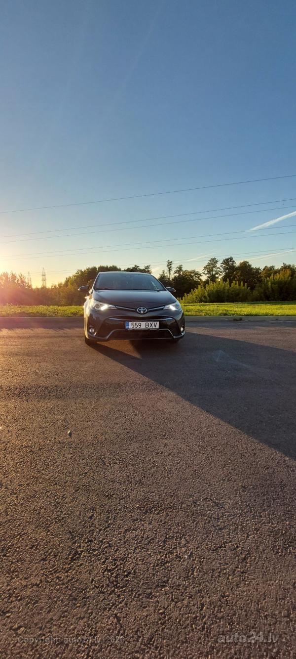 Grey Toyota Avensis 2018 in Maardu, with an engine capacity of 1.80 L and mileage of 90 thousand km for 13500 €, photo 2 on AUTOMOTO.COM.LV