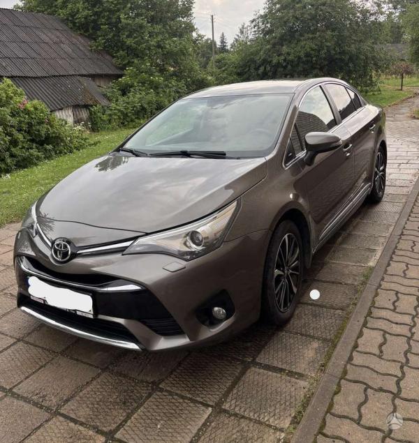 Pelēks Toyota Avensis 2018 Kalvarija, ar dzinēja tilpumu 1.80 L un nobraukumu 173 tūkst. km par 11500 €, foto 3 vietnē AUTOMOTO.COM.LV