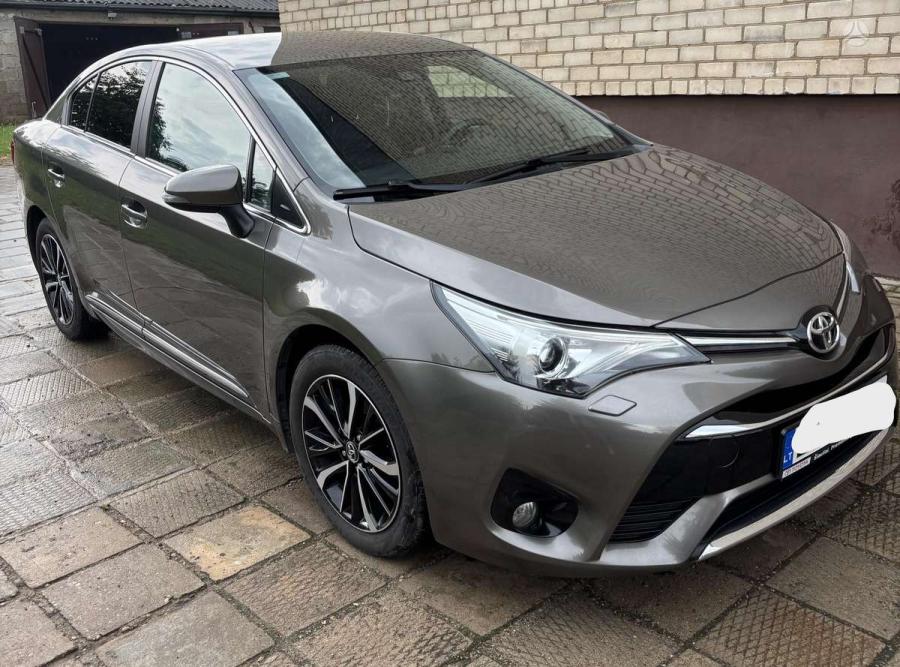 Pelēks Toyota Avensis 2018 Kalvarija, ar dzinēja tilpumu 1.80 L un nobraukumu 173 tūkst. km par 11500 €, foto 5 vietnē AUTOMOTO.COM.LV
