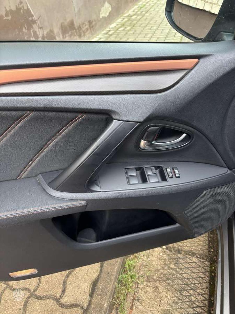 Pelēks Toyota Avensis 2018 Kalvarija, ar dzinēja tilpumu 1.80 L un nobraukumu 173 tūkst. km par 11500 €, foto 11 vietnē AUTOMOTO.COM.LV