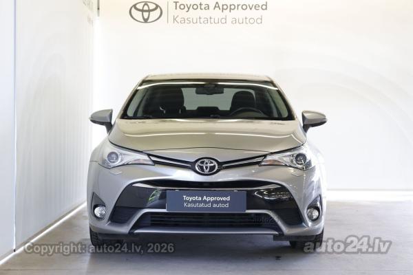 Pelēks Toyota Avensis 2018 Tallina, ar dzinēja tilpumu 1.80 L un nobraukumu 99 tūkst. km par 14900 €, foto 5 vietnē AUTOMOTO.COM.LV
