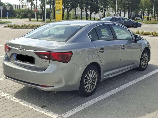 Pelēks Toyota Avensis 2018 Viļņa, ar dzinēja tilpumu 1.80 L un nobraukumu 149 tūkst. km par 12400 €, foto 4 vietnē AUTOMOTO.COM.LV