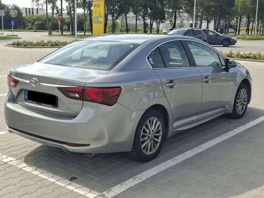 Серый Тойота Авенсис 2018 в Вильнюс, объемом двигателя 1.80 л и пробегом 149 тыс. км за 12400 €, фото 4 на AUTOMOTO.COM.LV