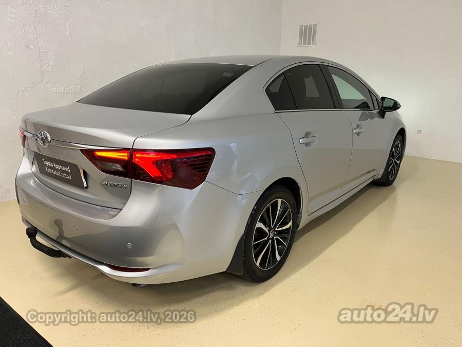 Серый Тойота Авенсис 2018 в Раквере, объемом двигателя 1.80 л и пробегом 110 тыс. км за 13990 €, фото 3 на AUTOMOTO.COM.LV