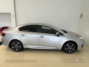 Серый Тойота Авенсис 2018 в Раквере, объемом двигателя 1.80 л и пробегом 110 тыс. км за 13990 €, фото 4 на AUTOMOTO.COM.LV