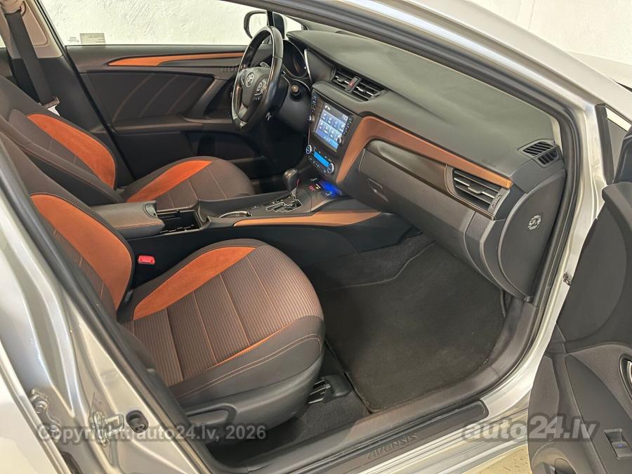 Серый Тойота Авенсис 2018 в Раквере, объемом двигателя 1.80 л и пробегом 110 тыс. км за 13990 €, фото 6 на AUTOMOTO.COM.LV