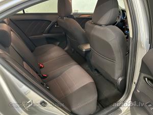 Серый Тойота Авенсис 2018 в Раквере, объемом двигателя 1.80 л и пробегом 110 тыс. км за 13990 €, фото 7 на AUTOMOTO.COM.LV