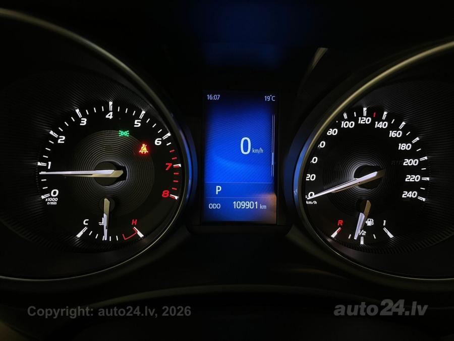 Серый Тойота Авенсис 2018 в Раквере, объемом двигателя 1.80 л и пробегом 110 тыс. км за 13990 €, фото 13 на AUTOMOTO.COM.LV