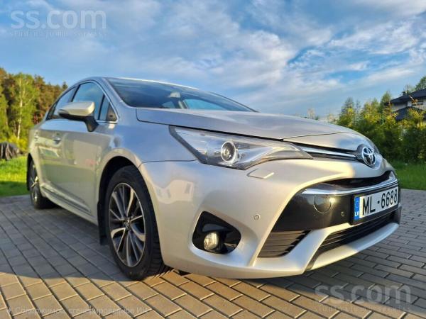 Pelēks Toyota Avensis 2018 Rīga, ar dzinēja tilpumu 1.80 L un nobraukumu 115 tūkst. km par 12800 €, foto 5 vietnē AUTOMOTO.COM.LV