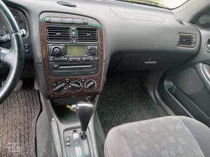Pelēks Toyota Avensis 2001 Viļņa, ar dzinēja tilpumu 1.80 L un nobraukumu 266 tūkst. km par 750 €, foto 3 vietnē AUTOMOTO.COM.LV