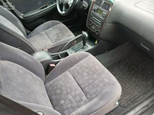 Pelēks Toyota Avensis 2001 Viļņa, ar dzinēja tilpumu 1.80 L un nobraukumu 266 tūkst. km par 750 €, foto 13 vietnē AUTOMOTO.COM.LV