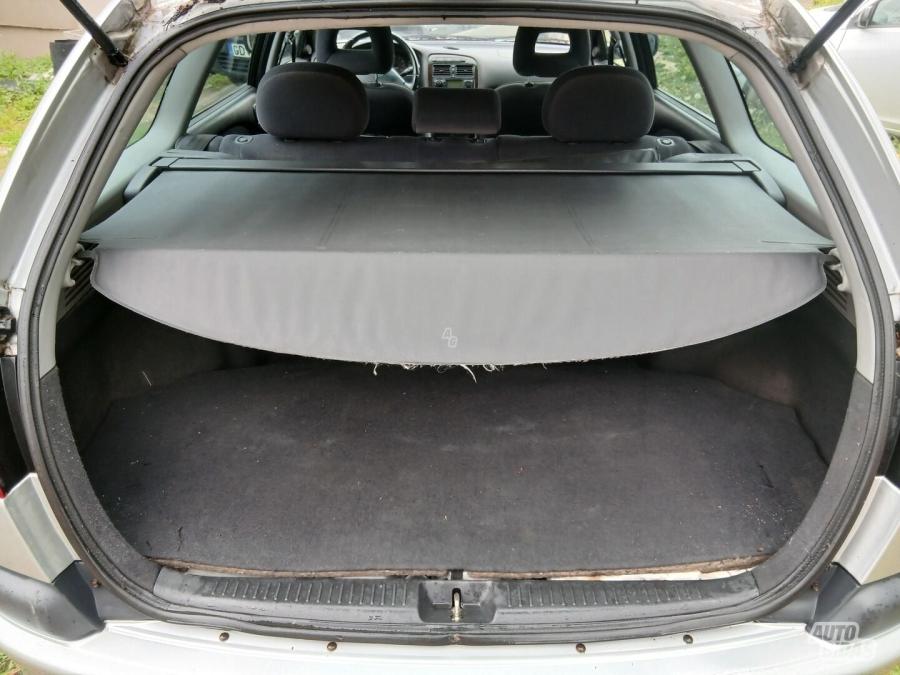 Pelēks Toyota Avensis 2001 Viļņa, ar dzinēja tilpumu 1.80 L un nobraukumu 266 tūkst. km par 750 €, foto 14 vietnē AUTOMOTO.COM.LV