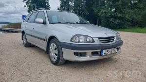 Серый Тойота Авенсис 2001 в Алуксне, объемом двигателя 2.00 л и пробегом 0 тыс. км за 2100 €, фото 3 на AUTOMOTO.COM.LV
