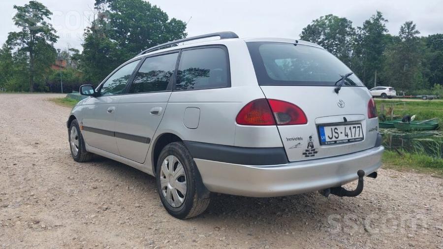 Серый Тойота Авенсис 2001 в Алуксне, объемом двигателя 2.00 л и пробегом 0 тыс. км за 2100 €, фото 7 на AUTOMOTO.COM.LV