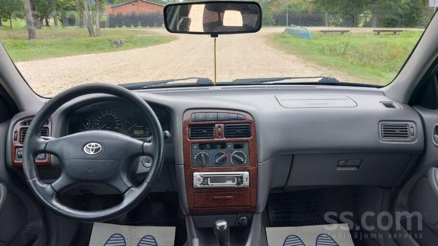 Серый Тойота Авенсис 2001 в Алуксне, объемом двигателя 2.00 л и пробегом 0 тыс. км за 2100 €, фото 24 на AUTOMOTO.COM.LV