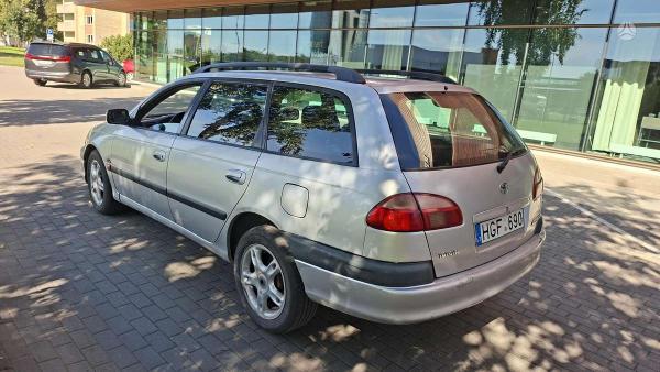 Тойота Авенсис 2001 в Каунас на AUTOMOTO.COM.LV Серый Тойота Авенсис 2001 в Каунас, объемом двигателя 1.98 л и пробегом 400 тыс. км за 1450 €, фото 10 на AUTOMOTO.COM.LV