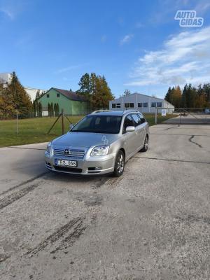 Grey Toyota Avensis 2003 in Vilnius, with an engine capacity of 2.00 L and mileage of 312 thousand km for 1400 €, photo 2 on AUTOMOTO.COM.LV