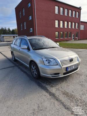 Grey Toyota Avensis 2003 in Vilnius, with an engine capacity of 2.00 L and mileage of 312 thousand km for 1400 €, photo 3 on AUTOMOTO.COM.LV