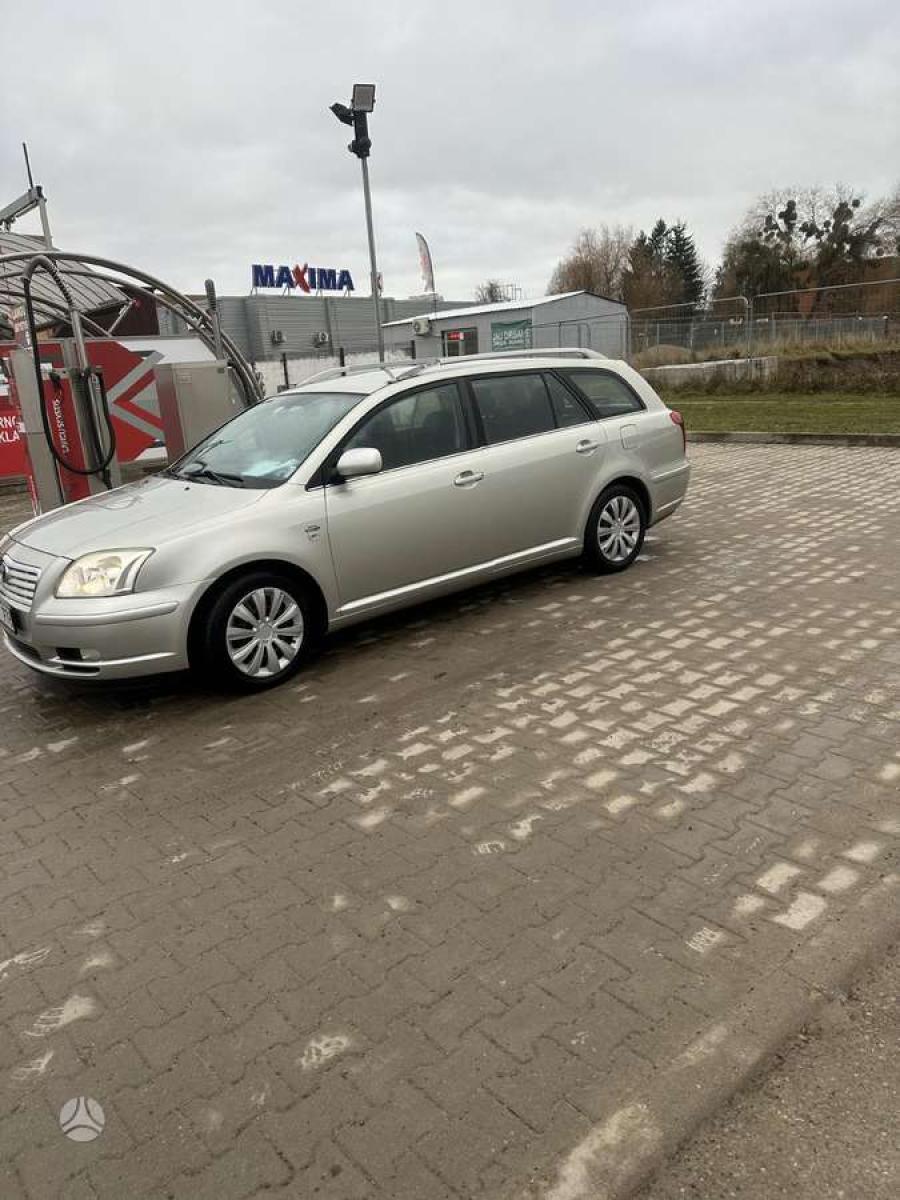 Pelēks Toyota Avensis 2003 Kauņa, ar dzinēja tilpumu 1.98 L un nobraukumu 335 tūkst. km par 1000 €, foto 5 vietnē AUTOMOTO.COM.LV