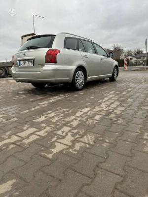 Pelēks Toyota Avensis 2003 Kauņa, ar dzinēja tilpumu 1.98 L un nobraukumu 335 tūkst. km par 1000 €, foto 6 vietnē AUTOMOTO.COM.LV