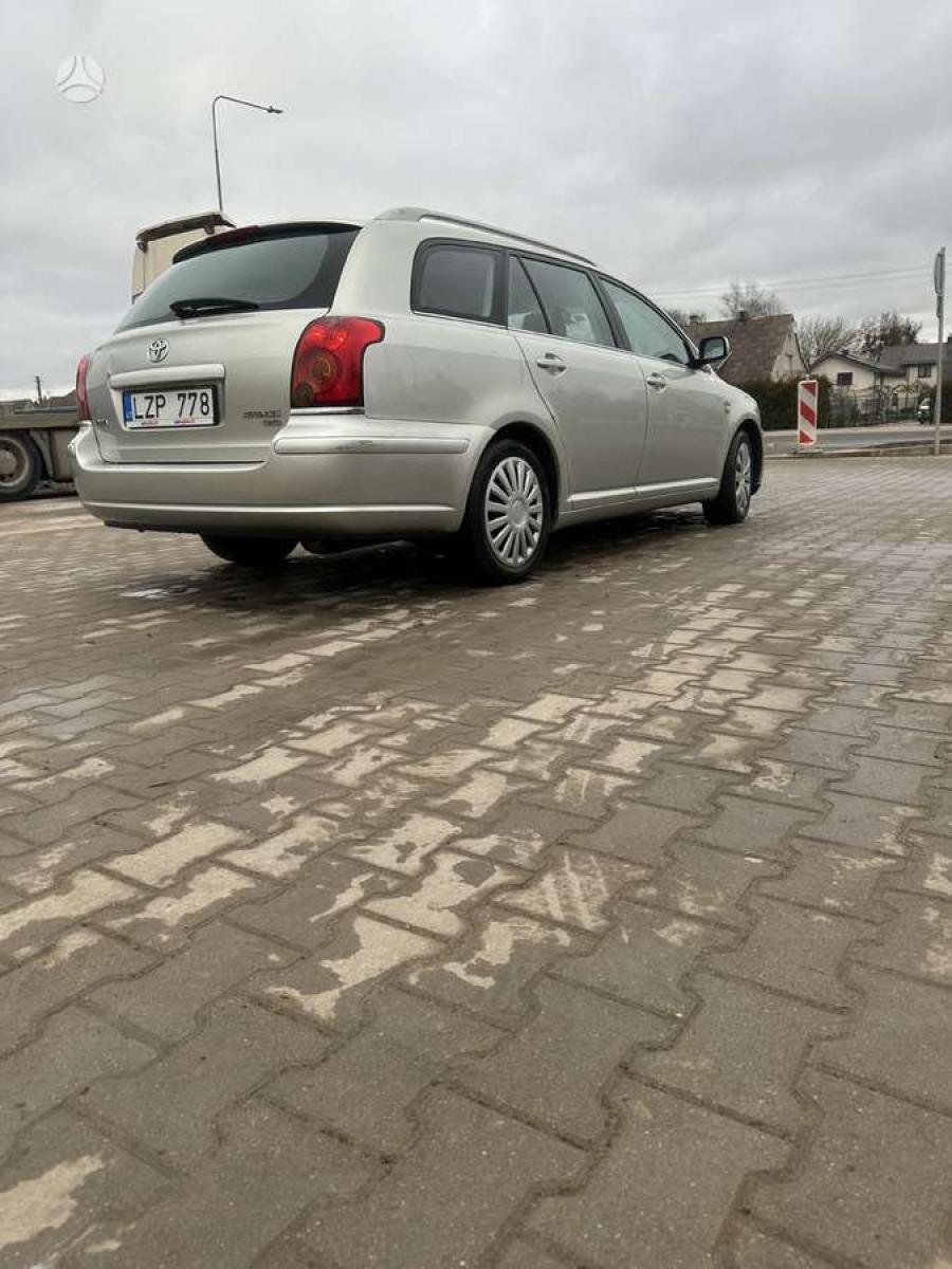Pelēks Toyota Avensis 2003 Kauņa, ar dzinēja tilpumu 1.98 L un nobraukumu 335 tūkst. km par 1000 €, foto 6 vietnē AUTOMOTO.COM.LV