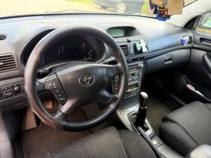 Pelēks Toyota Avensis 2003 Zarasai, ar dzinēja tilpumu 2.00 L un nobraukumu 300 tūkst. km par 1200 €, foto 9 vietnē AUTOMOTO.COM.LV