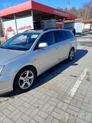 Grey Toyota Avensis 2003 in Tukums, with an engine capacity of 2.00 L and mileage of 0 thousand km for 1150 €, photo 4 on AUTOMOTO.COM.LV