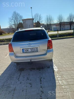 Grey Toyota Avensis 2003 in Tukums, with an engine capacity of 2.00 L and mileage of 0 thousand km for 1150 €, photo 5 on AUTOMOTO.COM.LV