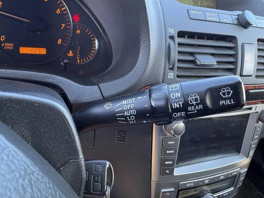 Серый Тойота Авенсис 2003 в Даугавпилс, объемом двигателя 1.80 л и пробегом 354 тыс. км за 2150 €, фото 15 на AUTOMOTO.COM.LV