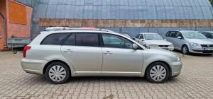 Pelēks Toyota Avensis 2003 Valmiera, ar dzinēja tilpumu 2.00 L un nobraukumu 368 tūkst. km par 1100 €, foto 3 vietnē AUTOMOTO.COM.LV