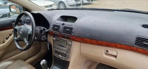 Pelēks Toyota Avensis 2003 Valmiera, ar dzinēja tilpumu 2.00 L un nobraukumu 368 tūkst. km par 1100 €, foto 10 vietnē AUTOMOTO.COM.LV