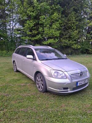 Grey Toyota Avensis 2003 in Tallinn, with an engine capacity of 2.00 L and mileage of 340 thousand km for 1590 €, photo  on AUTOMOTO.COM.LV