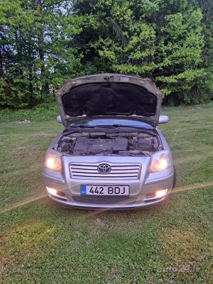 Grey Toyota Avensis 2003 in Tallinn, with an engine capacity of 2.00 L and mileage of 340 thousand km for 1590 €, photo 4 on AUTOMOTO.COM.LV