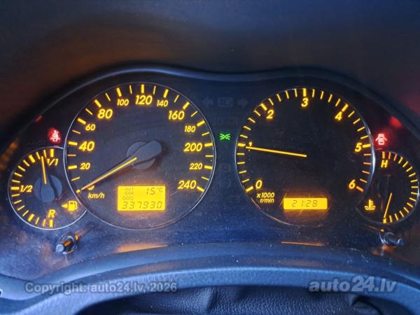 Серый Тойота Авенсис 2003 в Таллин, объемом двигателя 2.00 л и пробегом 340 тыс. км за 1590 €, фото 7 на AUTOMOTO.COM.LV