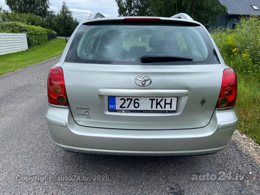 Pelēks Toyota Avensis 2003 Tartu, ar dzinēja tilpumu 2.00 L un nobraukumu 207 tūkst. km par 2990 €, foto 6 vietnē AUTOMOTO.COM.LV