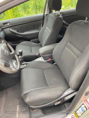 Pelēks Toyota Avensis 2003 Tartu, ar dzinēja tilpumu 2.00 L un nobraukumu 207 tūkst. km par 2990 €, foto 12 vietnē AUTOMOTO.COM.LV